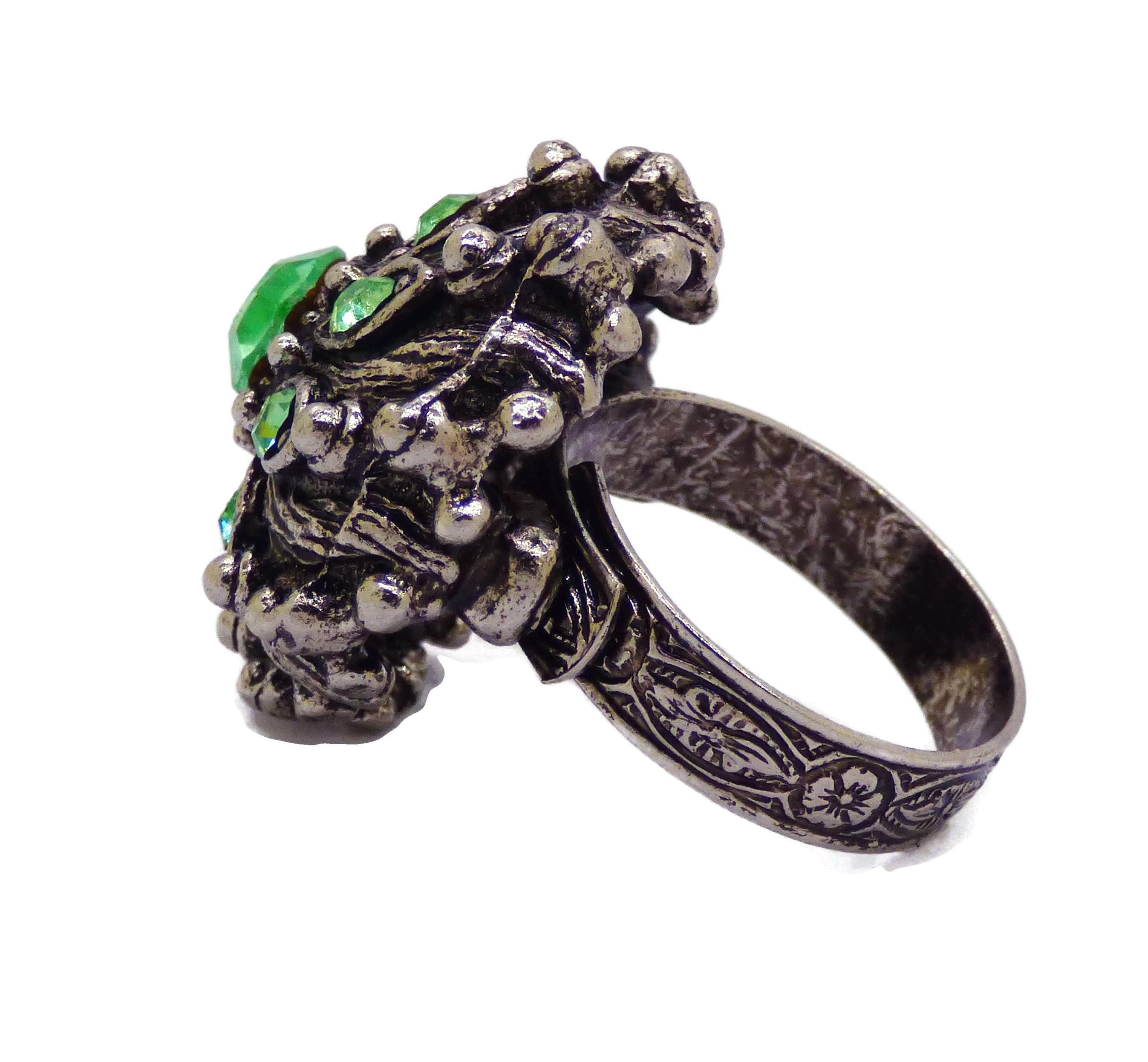 Vintage Antique Silver Plated Uranium Stone Ring - Vintage Lane Jewelry