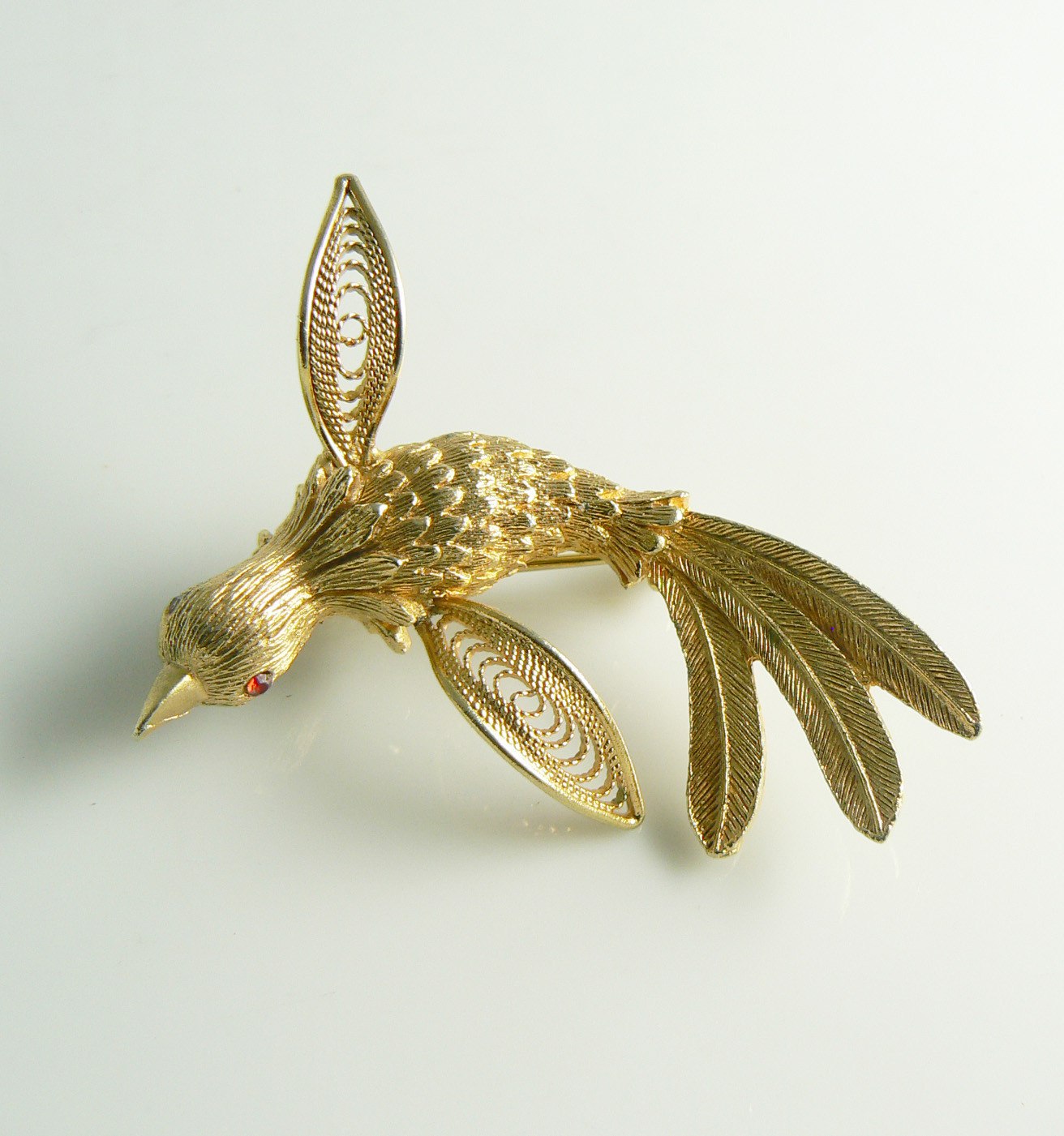Signed J.J. detailed gold tone and mesh wing bird in flight Pin ...