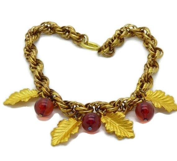 Vintage 1940's Translucent Cherry Red Bakelite Bead Leaf Dangle Necklace